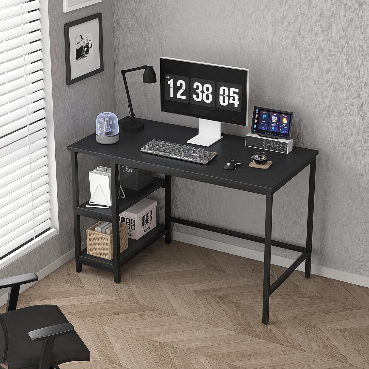 desk - United Kingdom